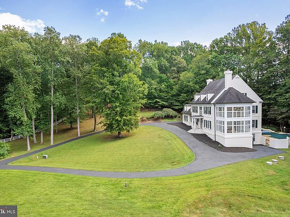 13128 Cedar Ridge Dr, Clifton, VA 20124 | MLS #VAFX2148612 | Zillow