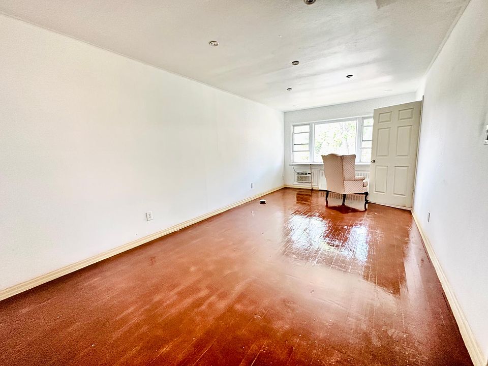 157-54 21st Ave FLOOR 2, Whitestone, NY 11357 | Zillow