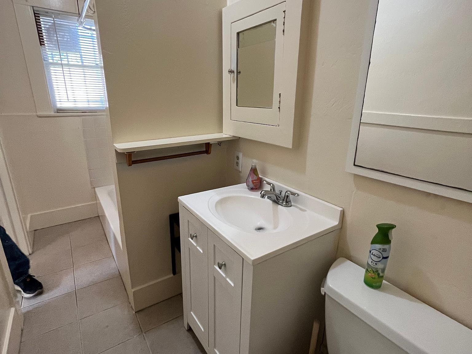 3022 E 29th St, Oakland, CA 94601 | Zillow