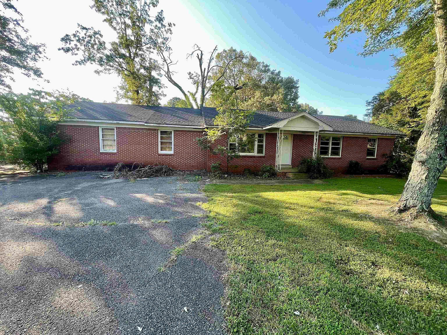 6430 Broad St N, Trezevant, TN 38258 | Zillow