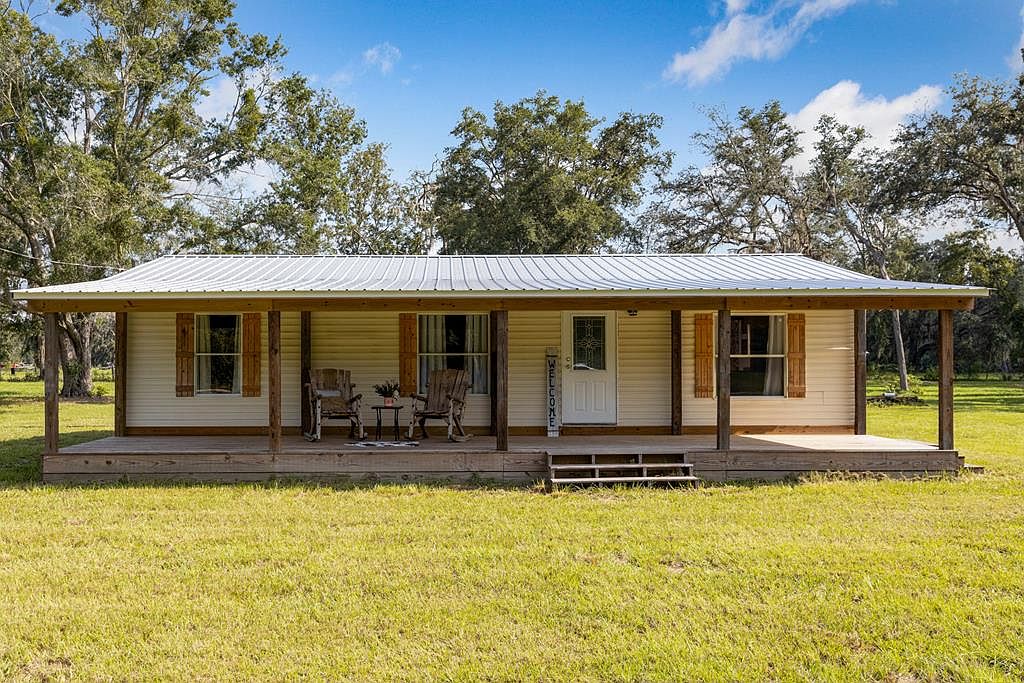 332 SE 119th Ave, Old Town, FL 32680 | Zillow