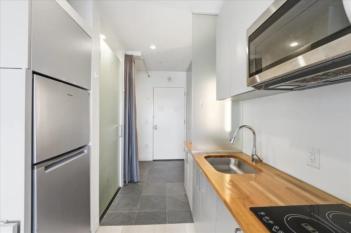 190 Academy Street #606 in Journal Square, New Jersey | StreetEasy