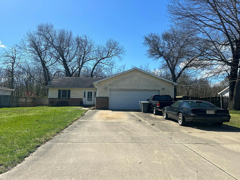 725 E Rose Ln, Godley, IL 60407 | Zillow