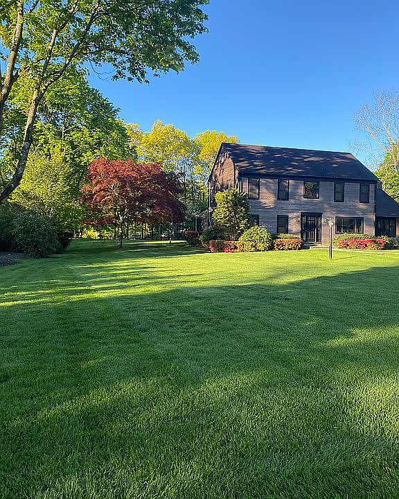 20 Shore Rd, Mount Sinai, NY 11766 | Zillow