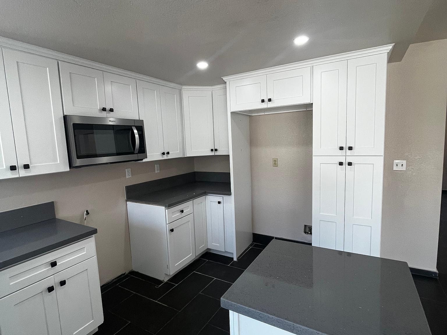 11370 Jordan St, Fontana, CA 92337 | Zillow