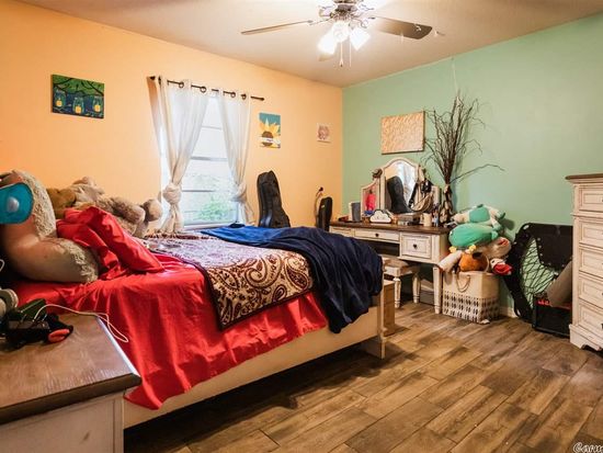 2209 West St, Conway, AR 72032 | MLS #21011330 | Zillow