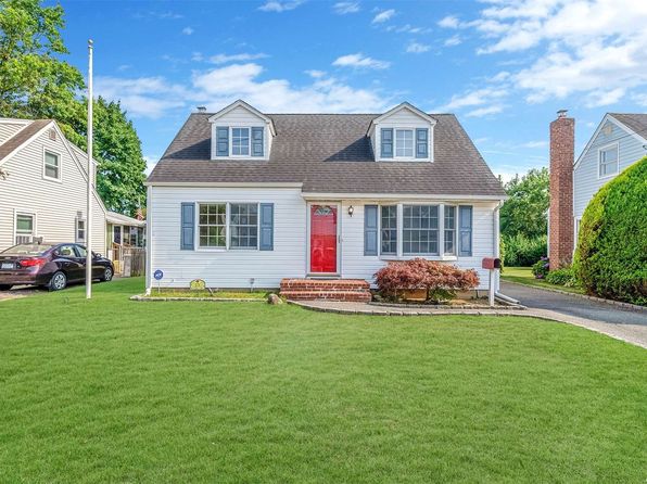 Plainview NY Real Estate - Plainview NY Homes For Sale | Zillow