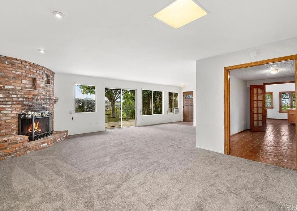 824 Mason Rd, Vista, CA 92084 | Zillow