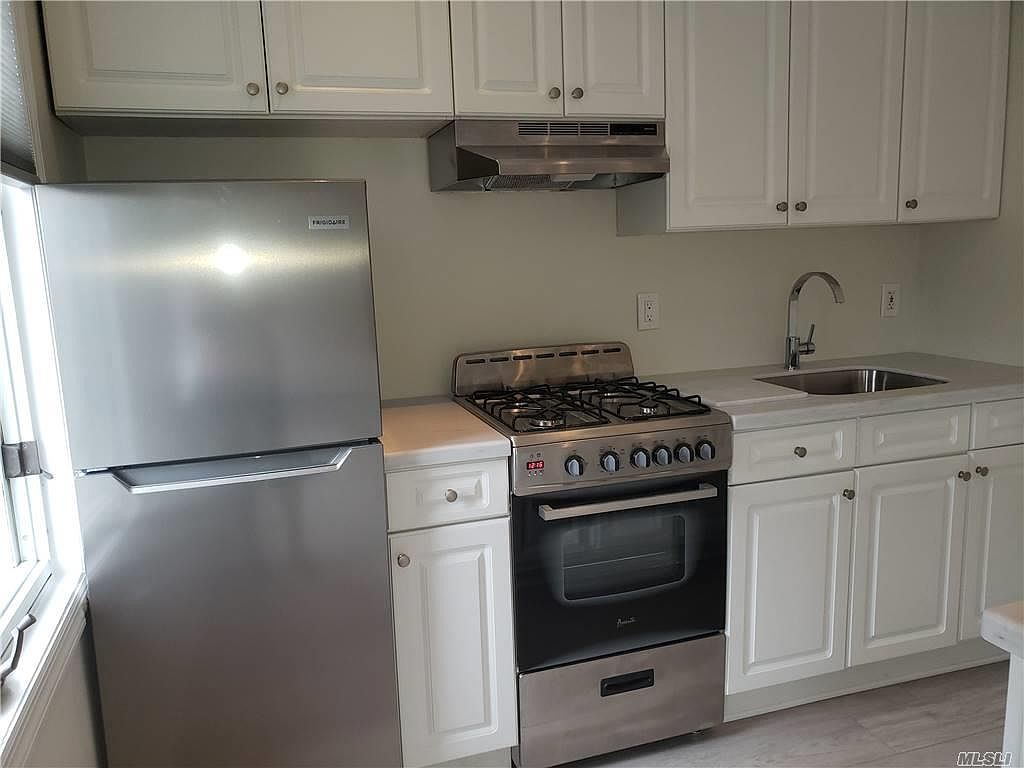 75-24 67th Dr #3-F, Middle Village, NY 11379 | Zillow