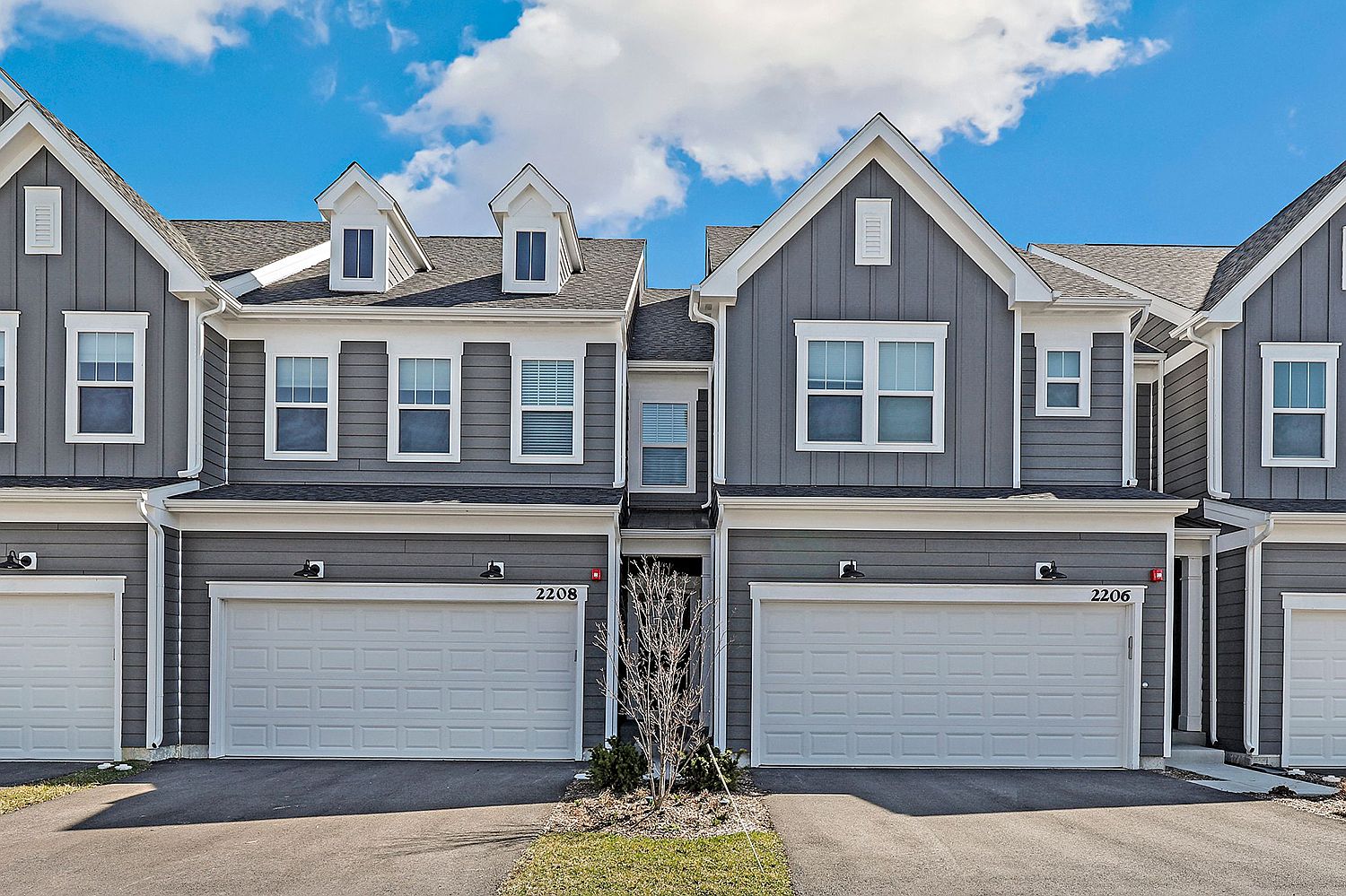 2208 Weatherbee Ln, Naperville, IL 60563 | Zillow