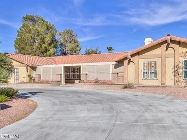 2249 Darwin Cir, Henderson, NV 89014 | MLS #2626678 | Zillow