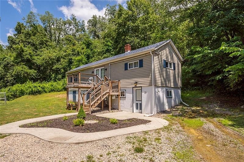 26 Baker St E, Fredericktown, PA 15333 | Zillow
