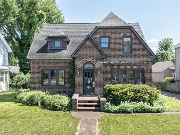 Lorain OH Single Family Homes For Sale - 75 Homes | Zillow