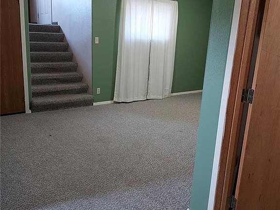 605 13th St, Circle, MT 59215 | MLS #340310 | Zillow