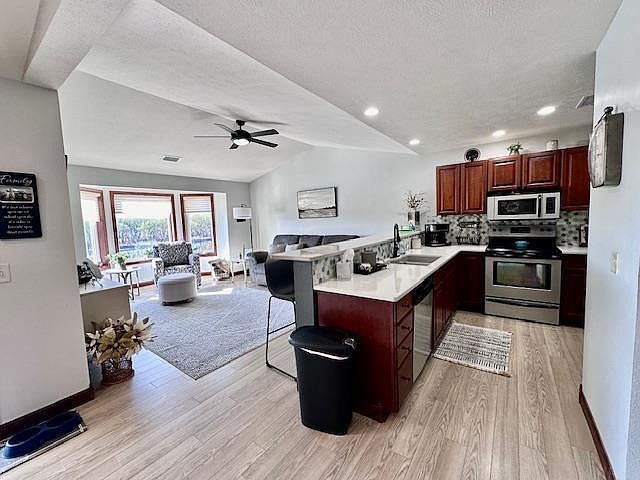 605 Sandy Point Rd #323, Harpers Ferry, IA 52146 | Zillow