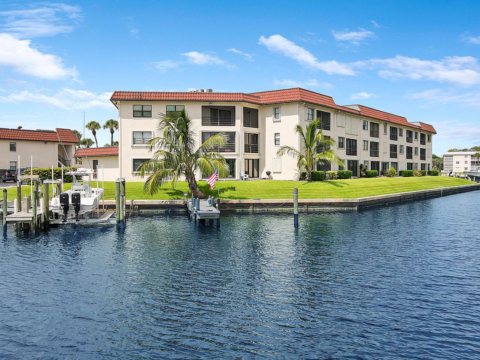 313 Lake Cir APT 111, North Palm Beach, FL 33408 | Zillow