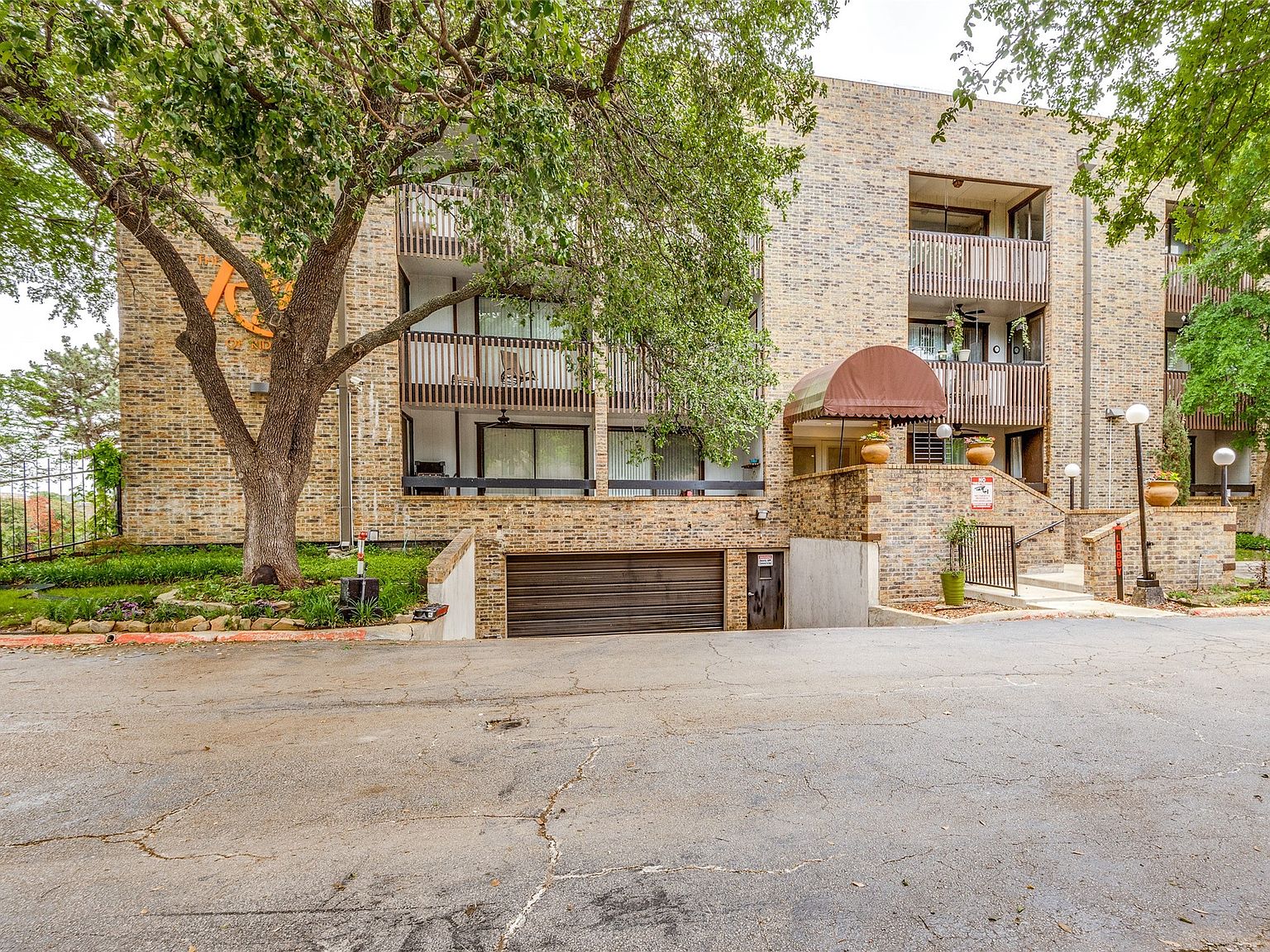 6122 Ridgecrest Rd APT 1001, Dallas, TX 75231 | Zillow