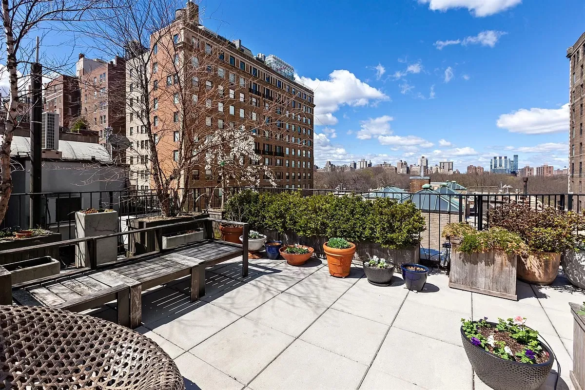 9 East 97th Street #6C in Carnegie Hill, Manhattan | StreetEasy