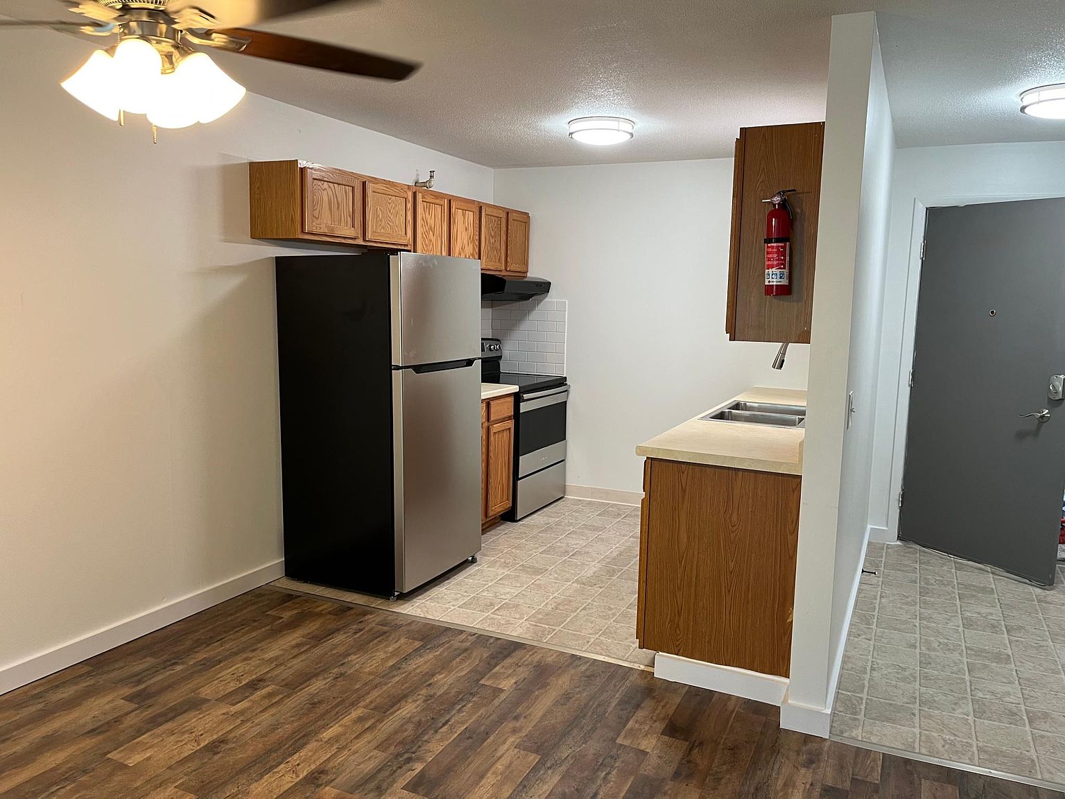 52 Merchants Row APT 5, Swanton, VT 05488 | Zillow