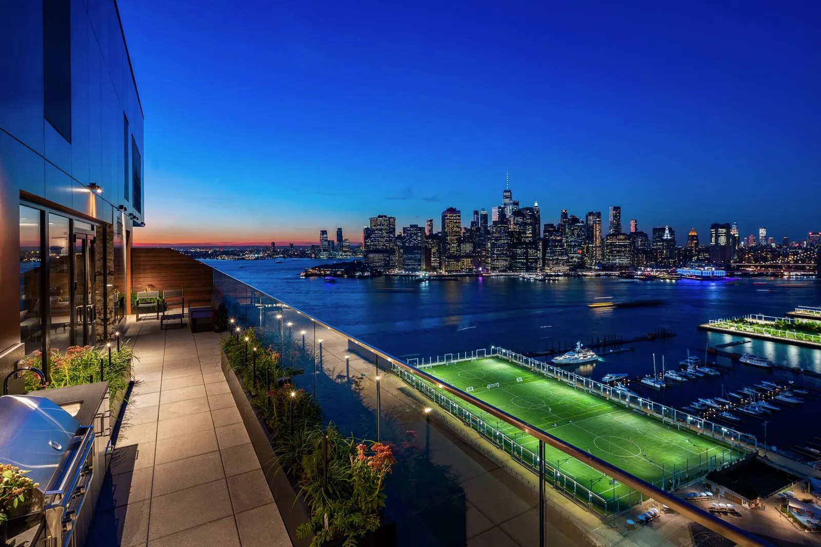 Quay Tower at 50 Bridge Park Drive in Brooklyn Heights : Sales, Rentals ...