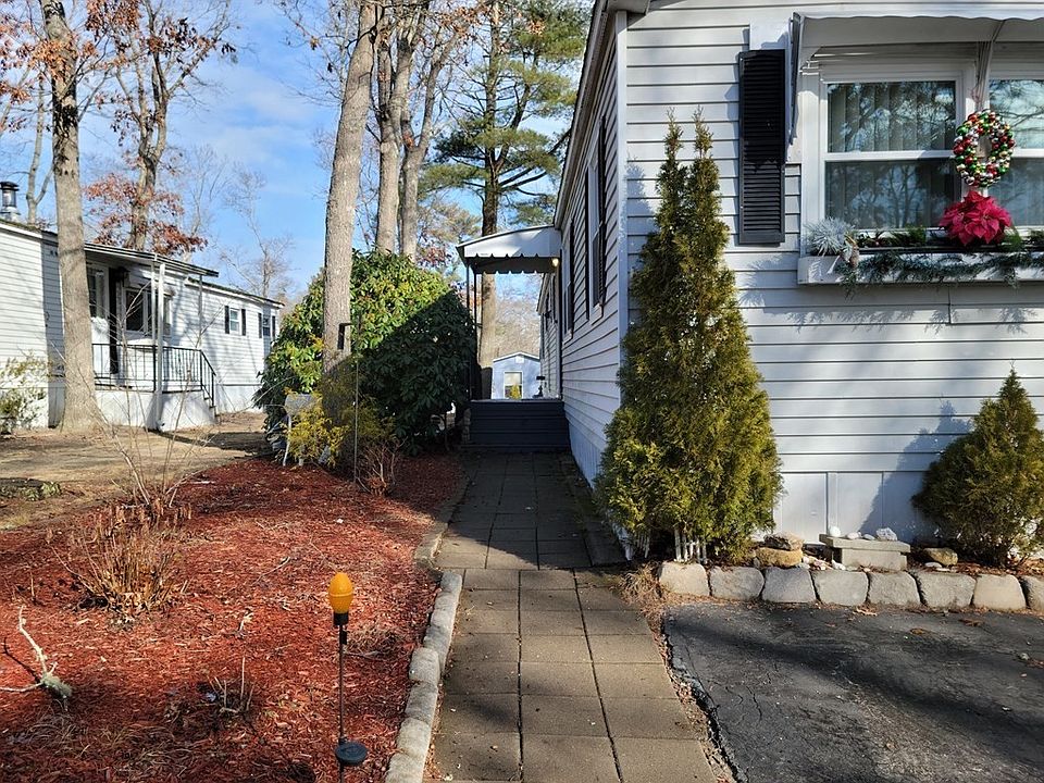 113 Doolittle Ln, West Wareham, MA 02576 | MLS #73072070 | Zillow