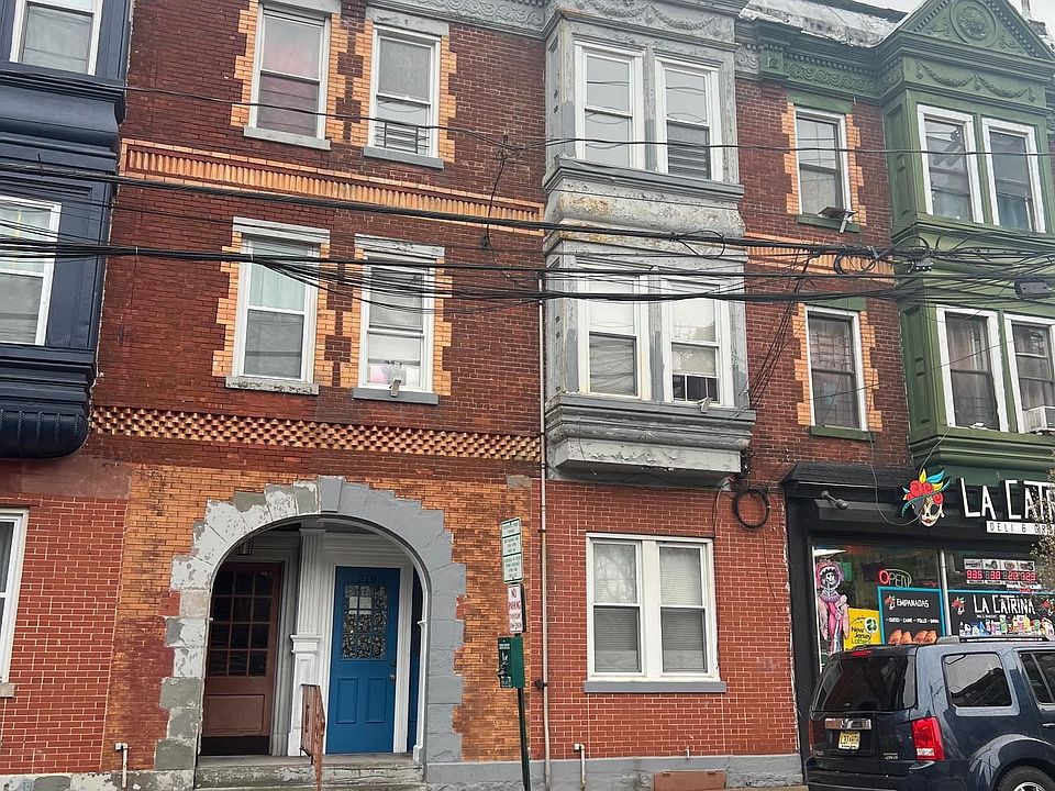 219 45th St FLOOR 3, Union City, NJ 07087 | Zillow