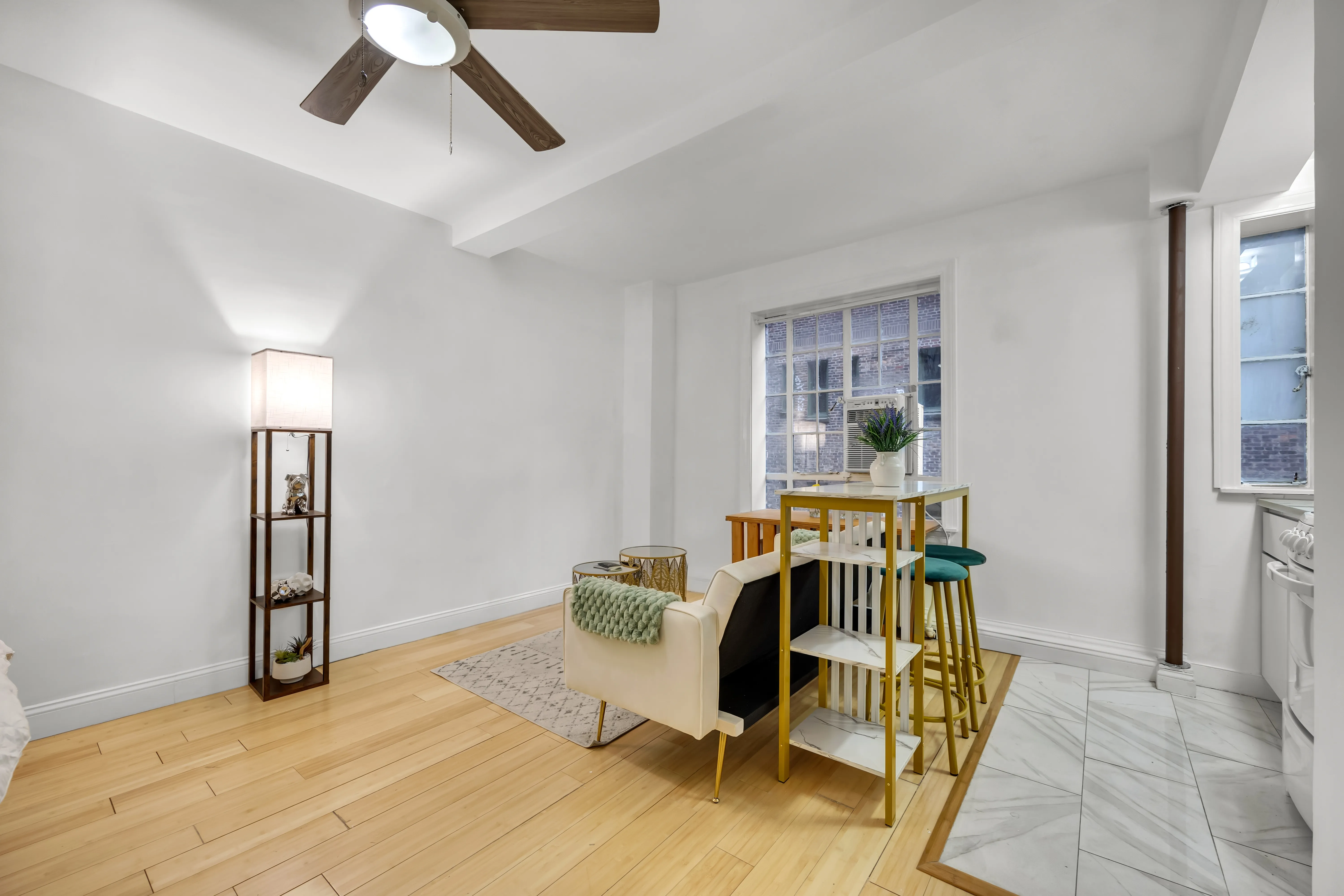 140 East 40th Street #5H in Murray Hill, Manhattan | StreetEasy
