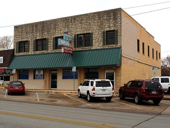 712 Brook Ave #3, Wichita Falls, TX 76301 | Zillow