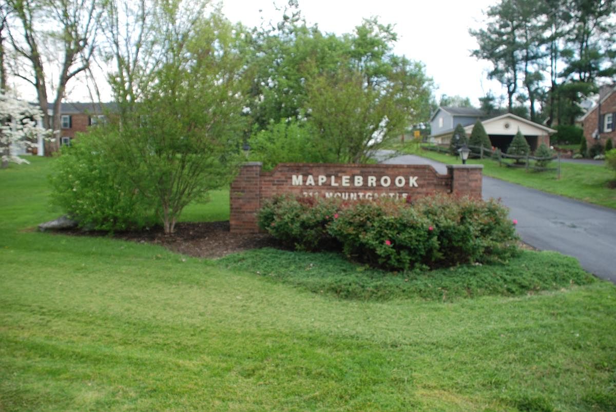 611 E Mountcastle Dr, Johnson City, TN 37601 | Zillow