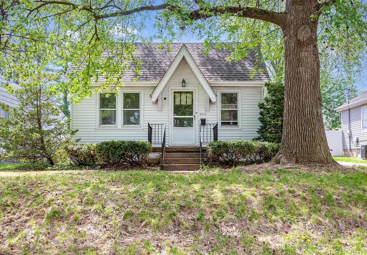 3673 Western Ave, Alton, IL 62002 | Zillow
