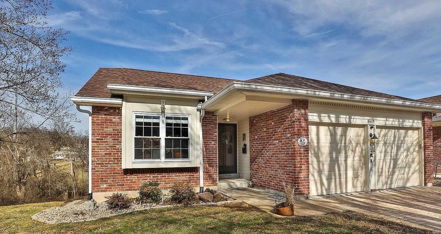 8619 Glenmont Ct, Saint Louis, MO 63123 | Zillow