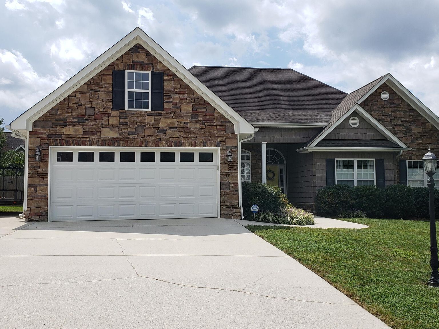 6766 Neville Dr, Ooltewah, TN 37363 | Zillow