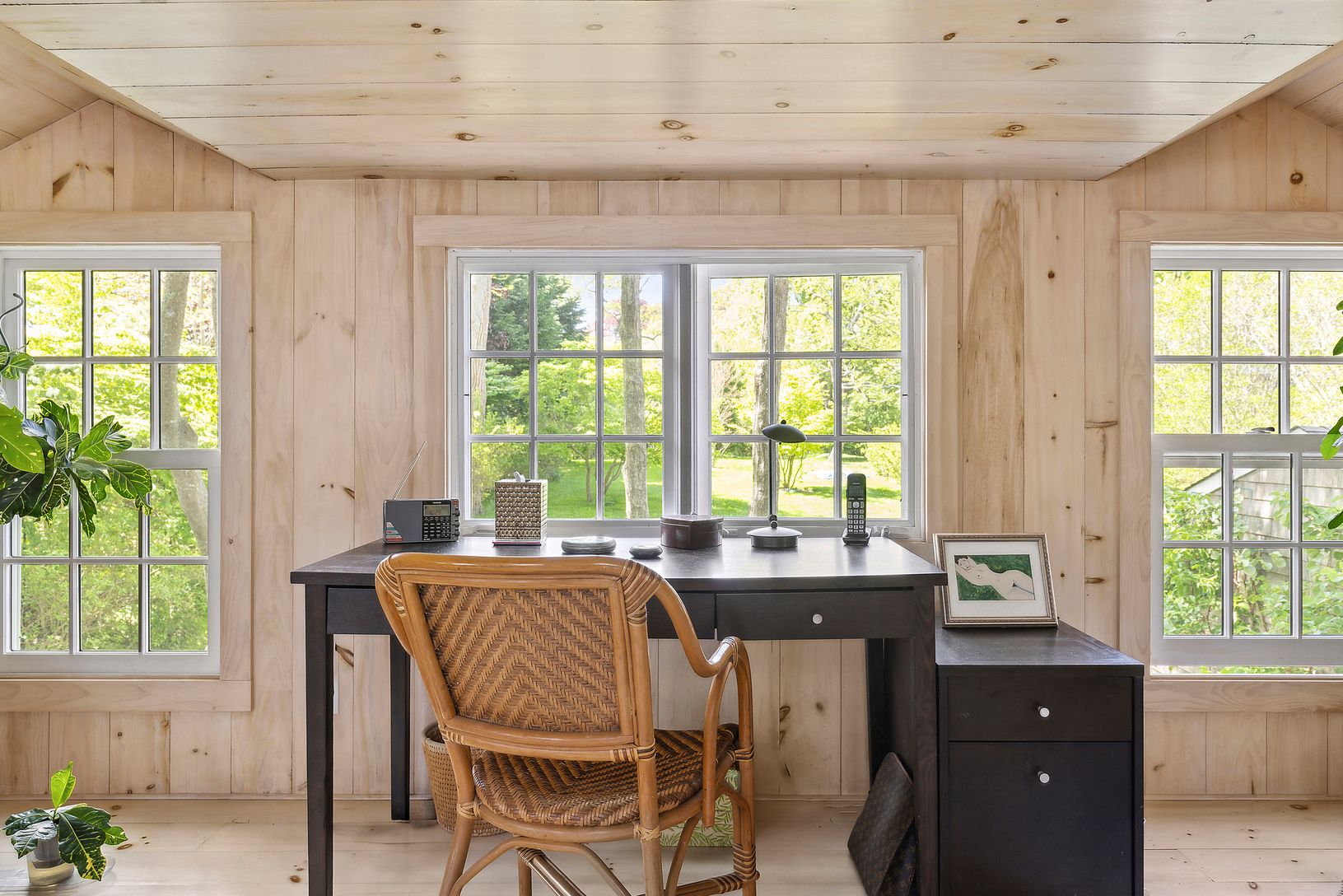 35 Pine St, Bridgehampton, NY 11932 | Out East