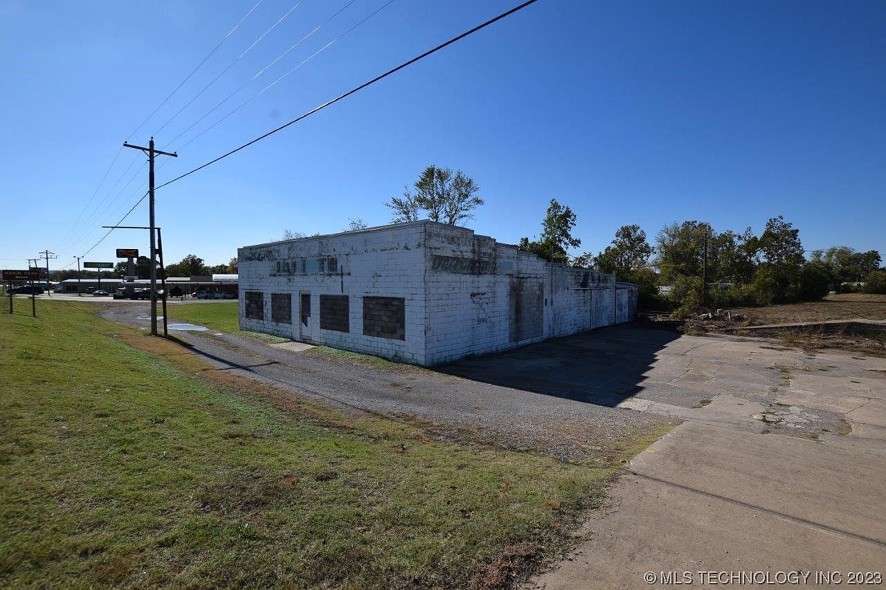 82112 Highway 59, Stilwell, OK 74960 | MLS #2338686 | Zillow