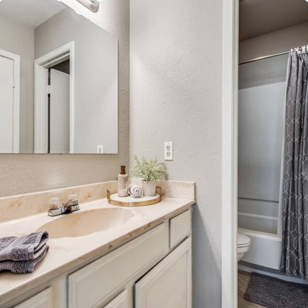 6025 Old Fredericksburg Rd APT B, Austin, TX 78749 | Zillow
