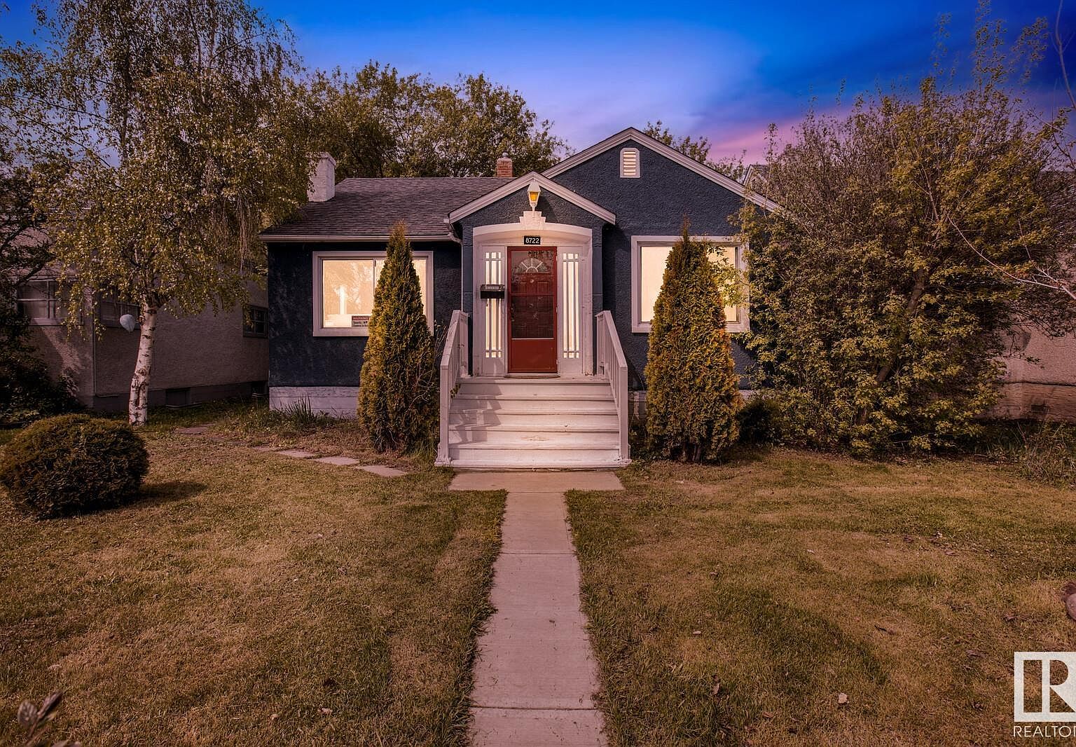 8722 112th Ave NW, Edmonton, AB T5B 0G6 | MLS #E4388264 | Zillow