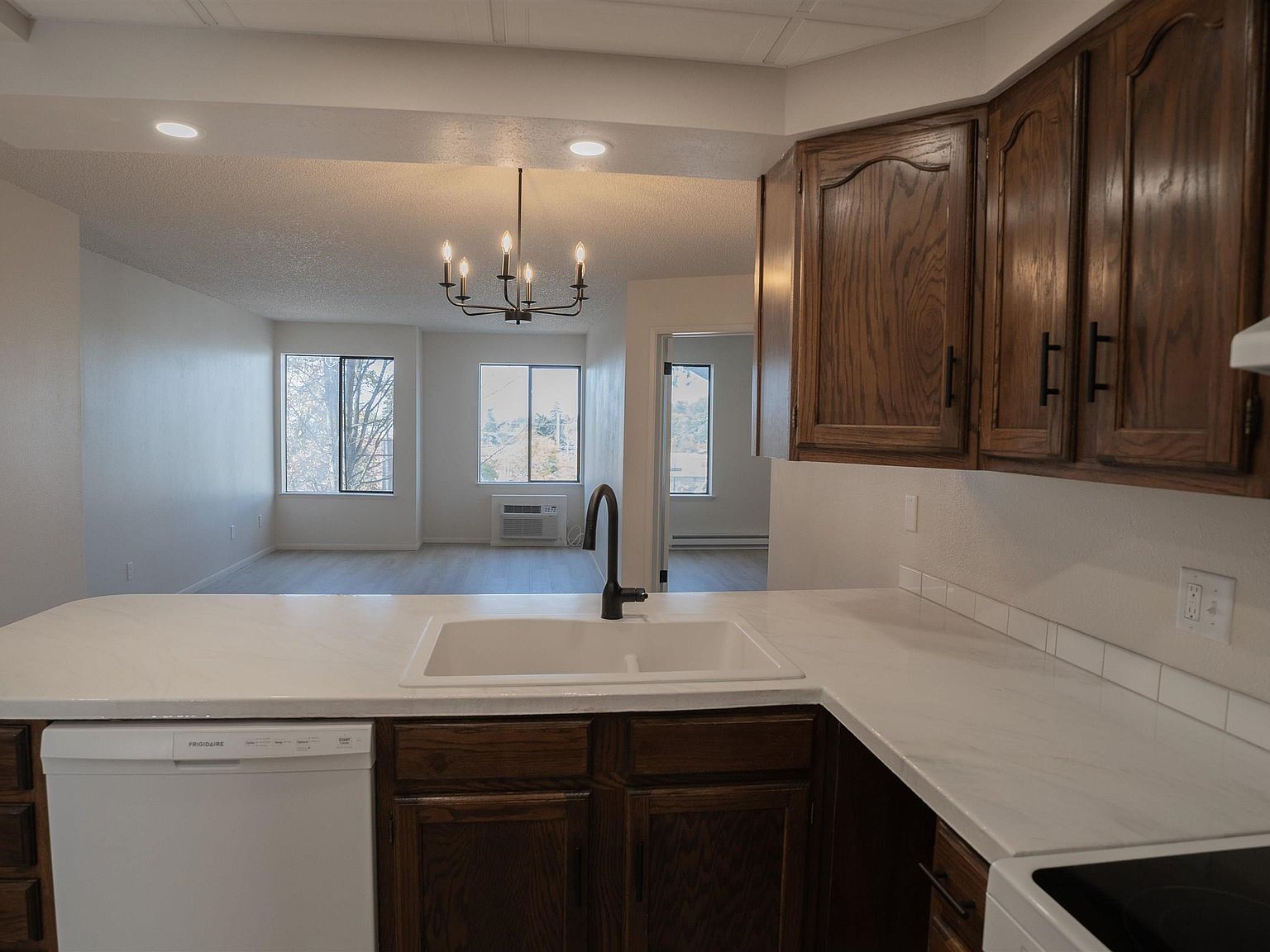 122 N Washington St APT 2C, Moscow, ID 83843 | MLS #98926812 | Zillow