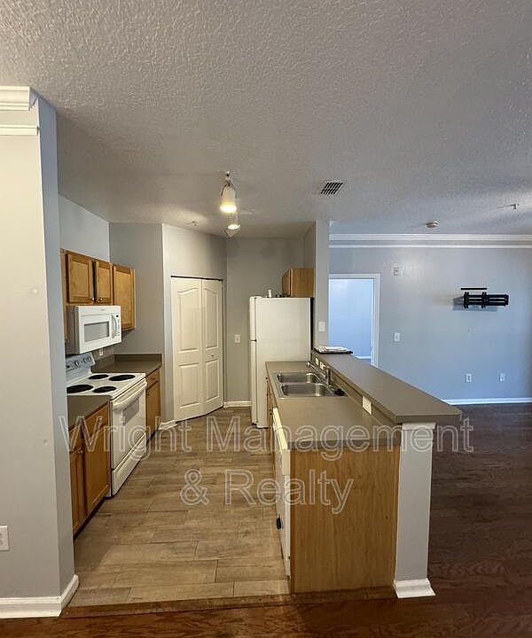 Grand Key - 4207 S Dale Mabry Hwy Tampa FL | Zillow