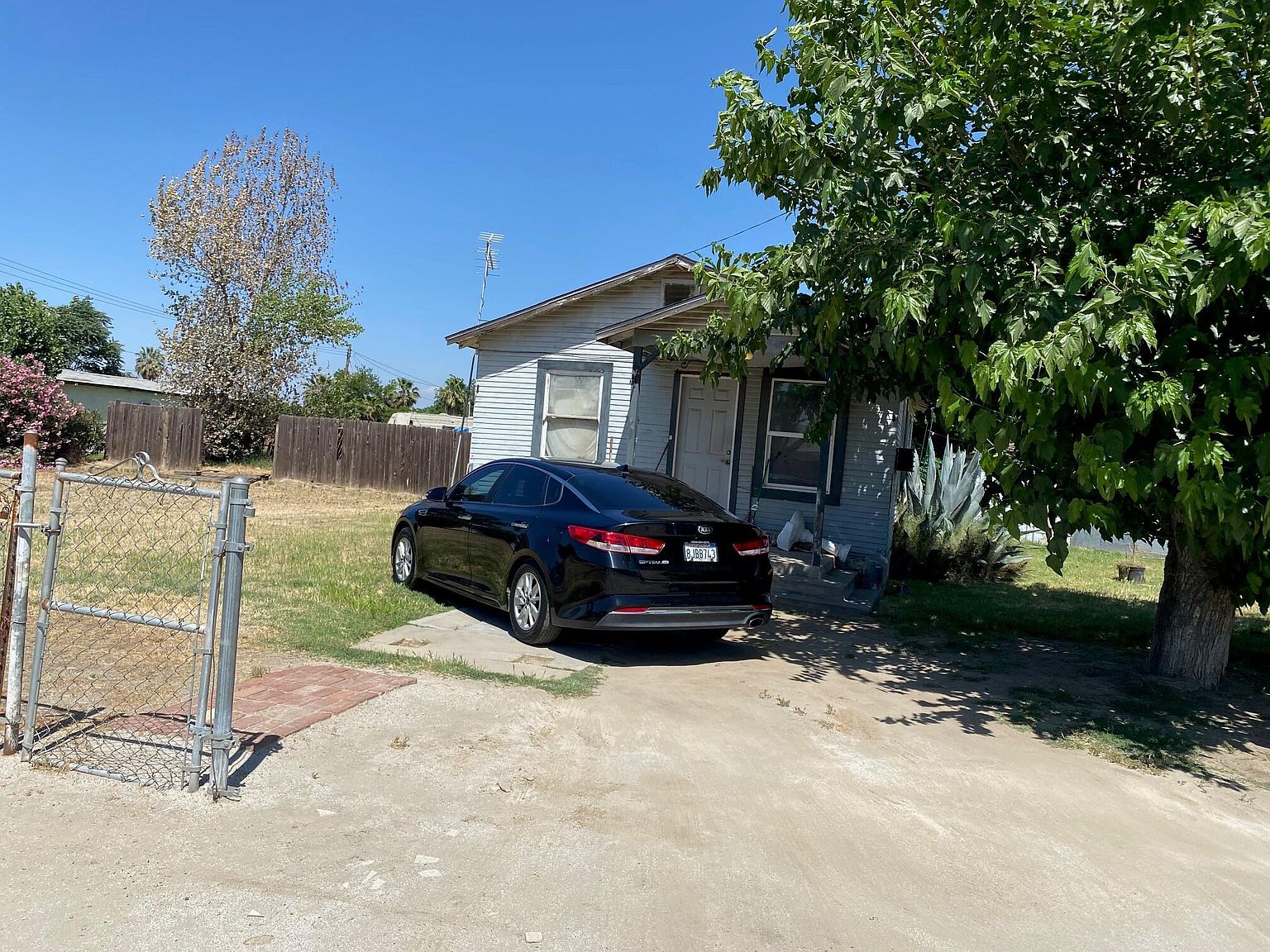 316 S Maple Street, Pixley, CA 93256 | Zillow