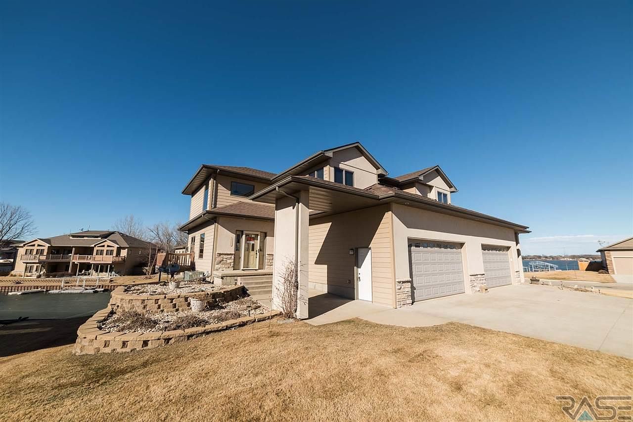 6014 Marrs Beach Ln, Madison, SD 57042 | Zillow