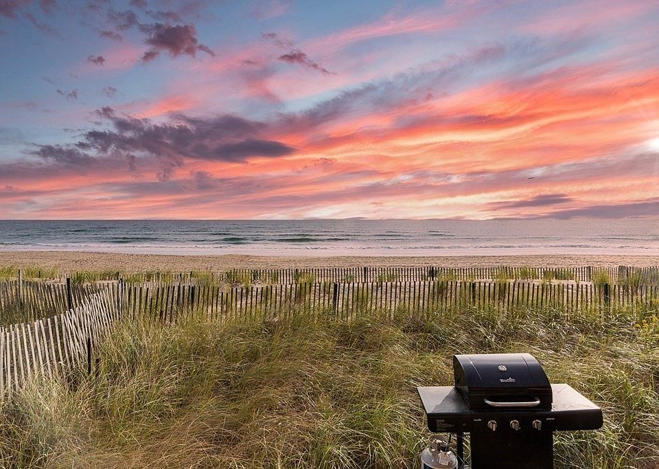 Jeffreys Ledge Condominiums - 75 Atlantic Ave Salisbury MA | Zillow