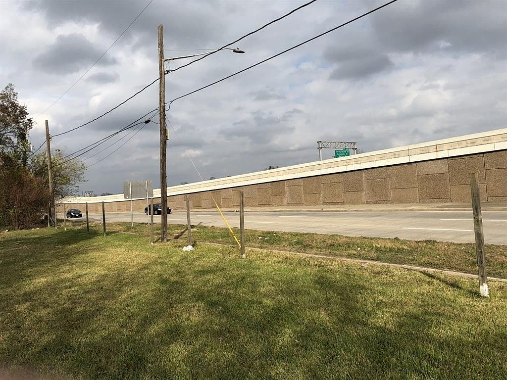 2819 Newhoff St, Houston, TX 77026 | Zillow