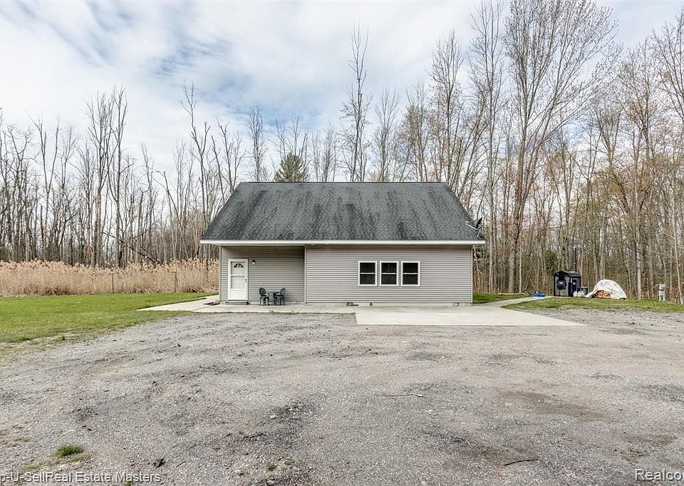 240 Wadhams Rd, Smiths Creek, MI 48074 | MLS #20221053069 | Zillow