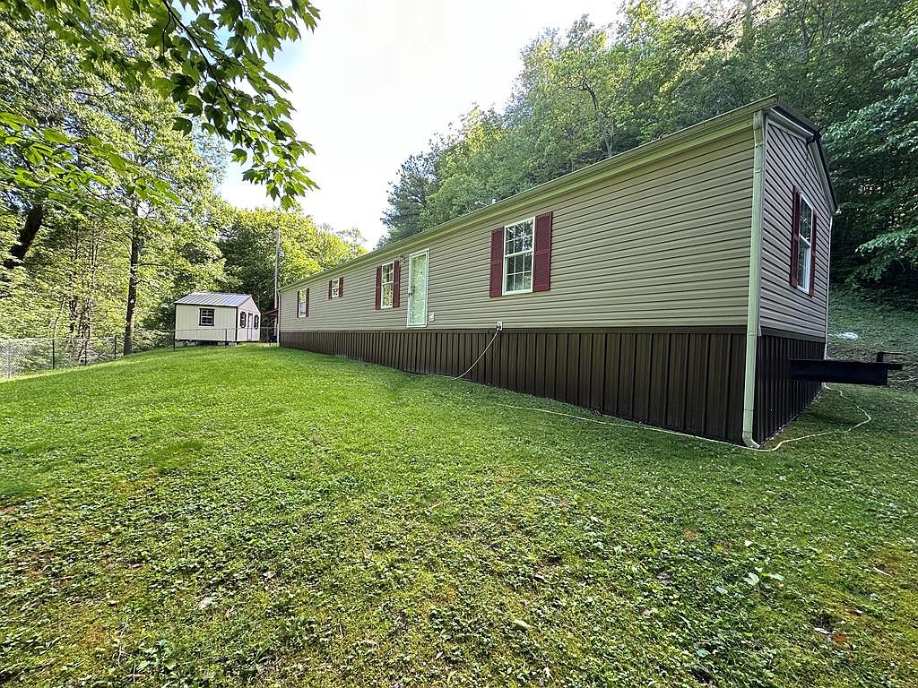 2545 Wolfpen Creek Rd, Redfox, KY 41847 | MLS #124924 | Zillow