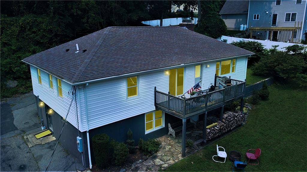 17 Starr St, Johnston, RI 02919 | Zillow