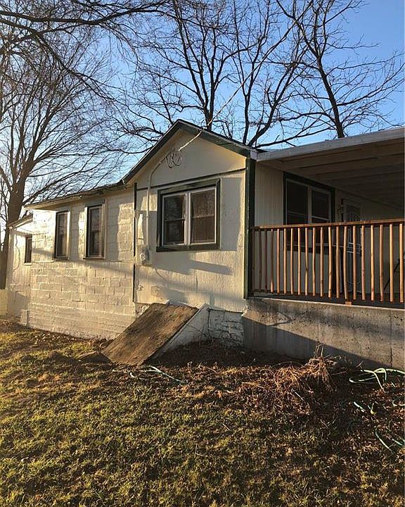26329 Wolcott Rd, Leavenworth, KS 66048 | Zillow