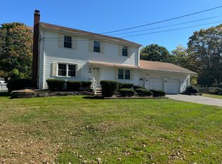 289 State St, Guilford, CT 06437 | MLS #24055055 | Zillow
