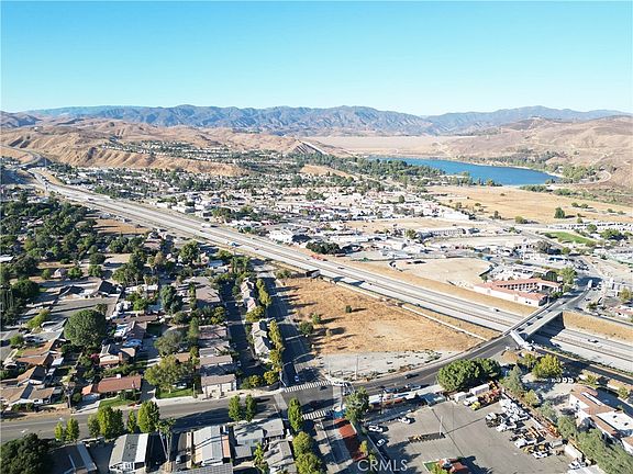 31426 N The Old Rd, Castaic, CA 91384 | MLS #SR24206186 | Zillow