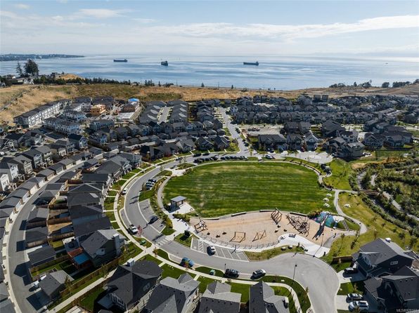 Colwood BC Real Estate - Colwood BC Homes For Sale | Zillow