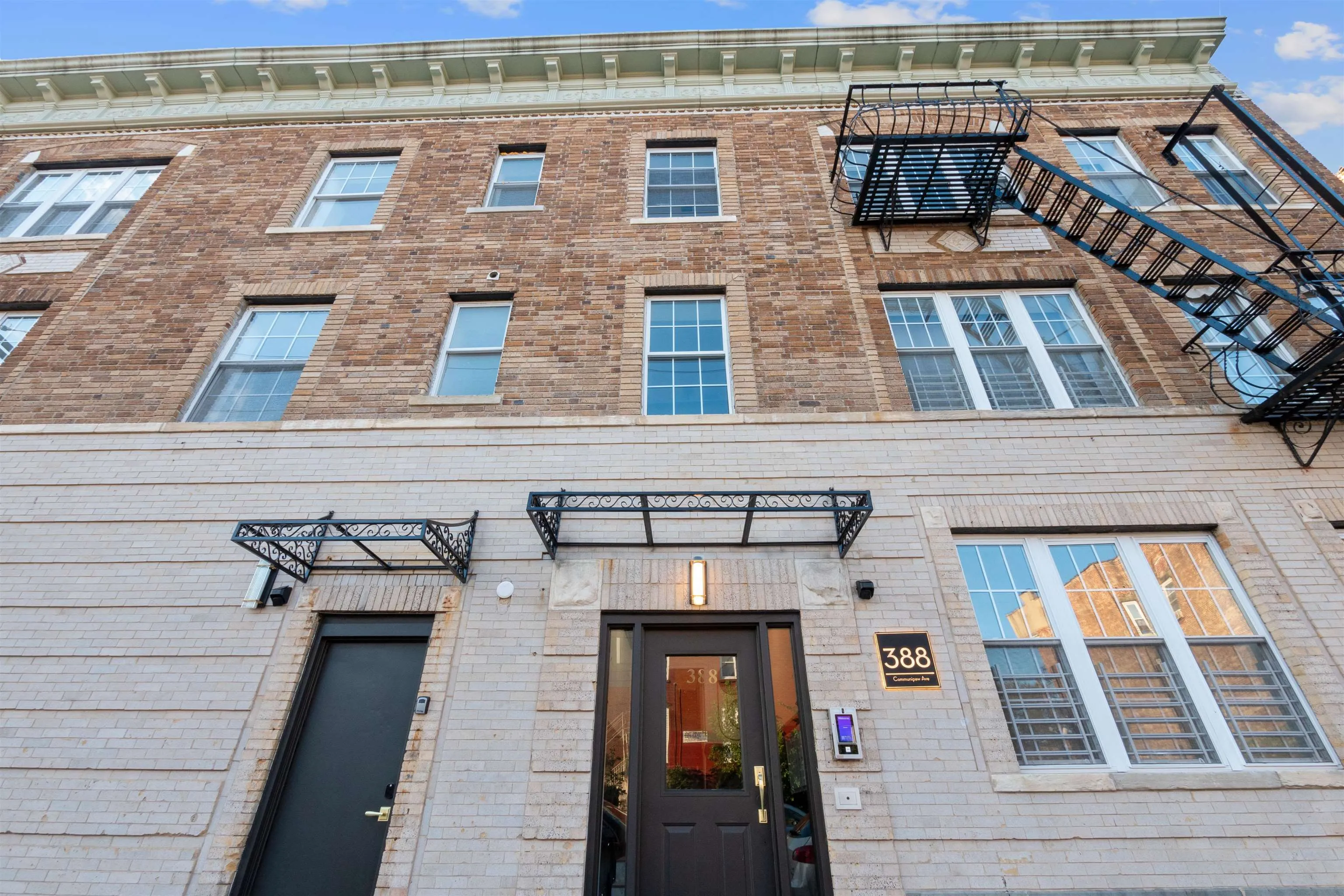 388 Communipaw Avenue #2A/201 in Bergen/Lafayette, New Jersey | StreetEasy